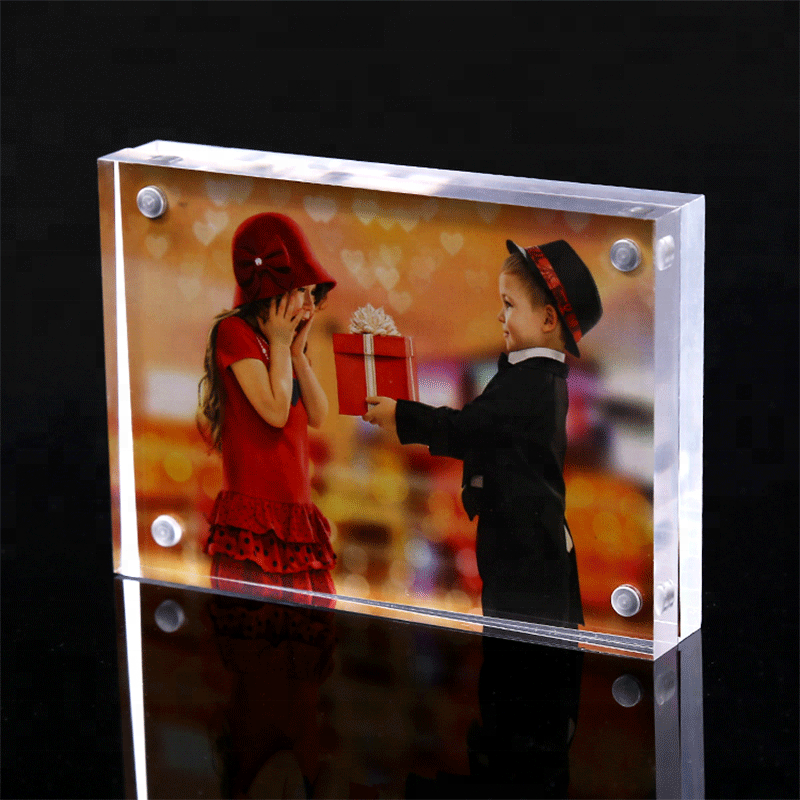 Custom transparent acrylic photo frame