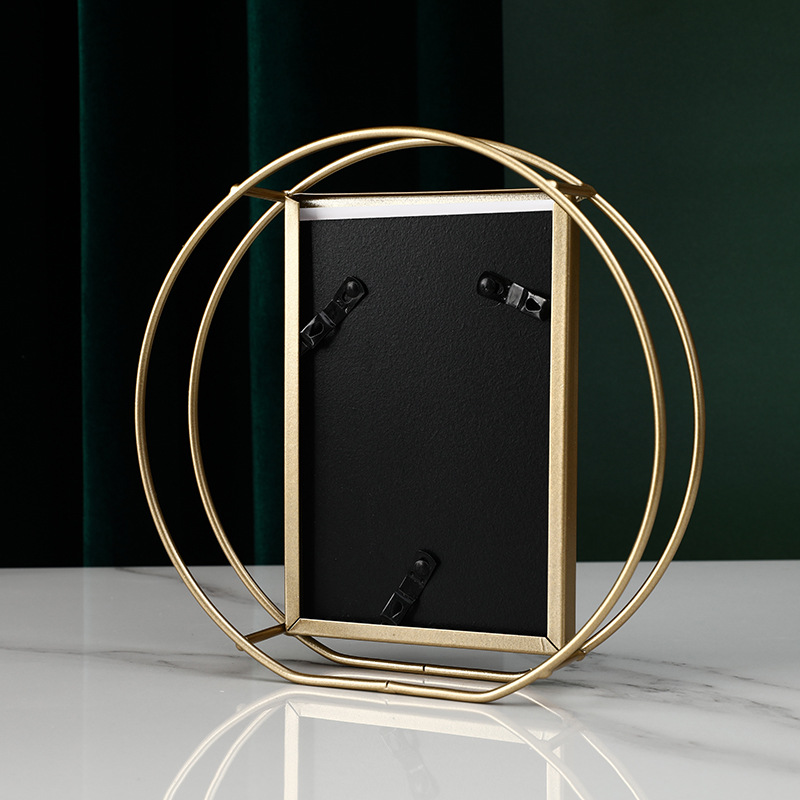 Wrought iron bedroom study round photo frame